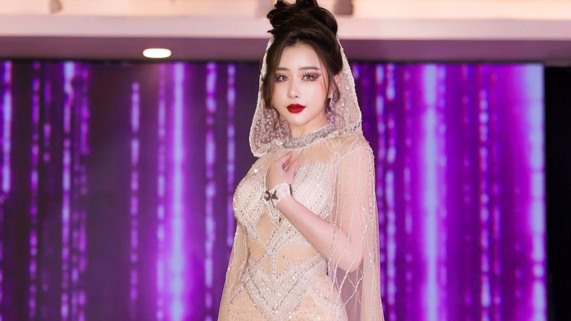 Á hậu Thùy Linh lộng lẫy tại sự kiện chào xuân 2024